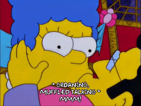 Kissing Marge Simpson GIF - Find & Share on GIPHY