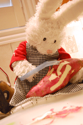 Bunny Cooking GIF by Zackary Rabbit - Find & Share on GIPHY