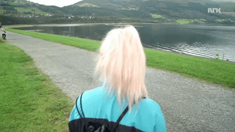 Pop Hello GIF by NRK P3 - Find & Share on GIPHY