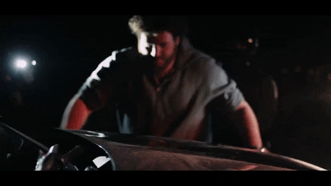 How to Get Great Shots With a Handheld Camera | Artlist