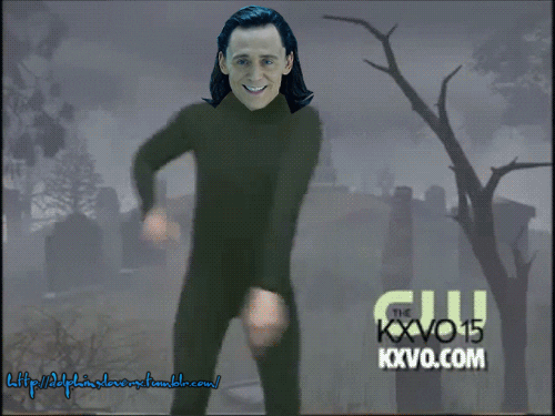 Loki Laufeyson Dancing GIF - Find & Share on GIPHY