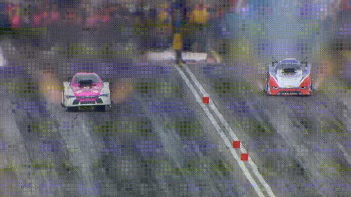 Race Drag GIF - Find & Share on GIPHY