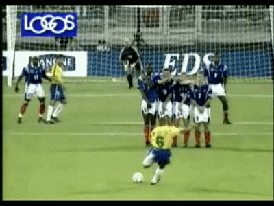 Futebol GIF - Find & Share on GIPHY