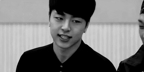 Ikon Kpop Reaction Find And Share On Giphy