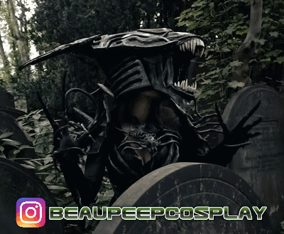 Cosplaying Alien Queen GIF - Find & Share on GIPHY