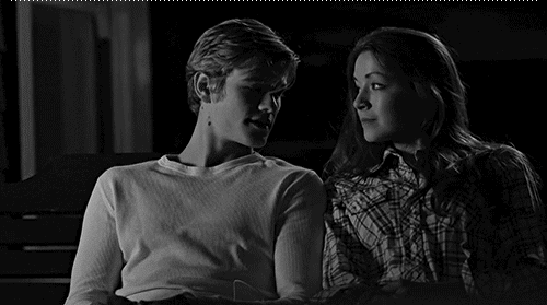 Make Out GIFs - Find & Share on GIPHY