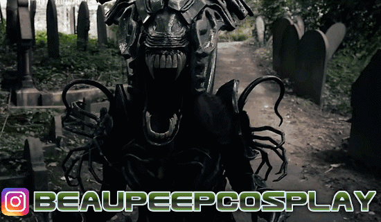 Cosplaying Alien Queen GIF - Find & Share on GIPHY