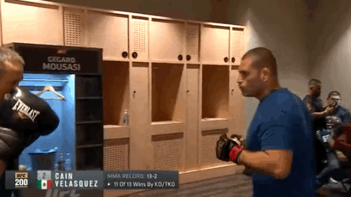 Ufc 200 GIF - Find & Share on GIPHY