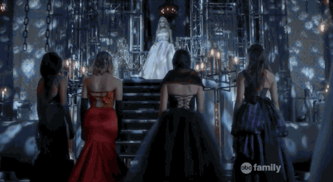 Creepy Pretty Little Liars GIF - Find & Share on GIPHY