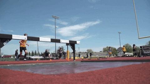 Track And Field GIF by Valparaiso University - Find & Share on GIPHY