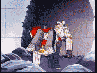 Masterpiece Megatron V2.0 has arrived... and he is GLORIOUS | Page 260 ...