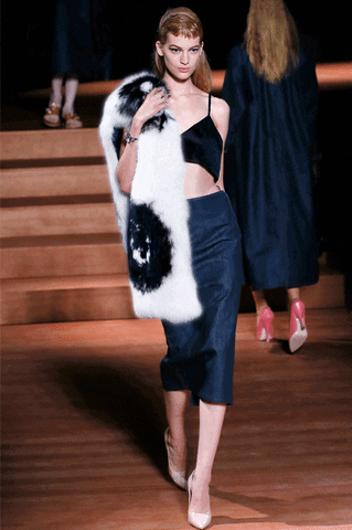 Paris Fashion Week Pink Gif By Fashgif - Find & Share on GIPHY