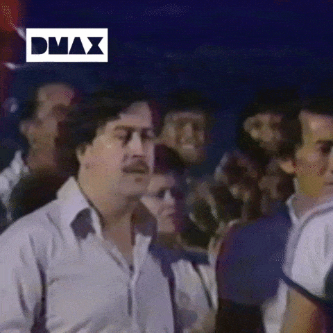 Confused Escobar GIF by DMAX - Find & Share on GIPHY