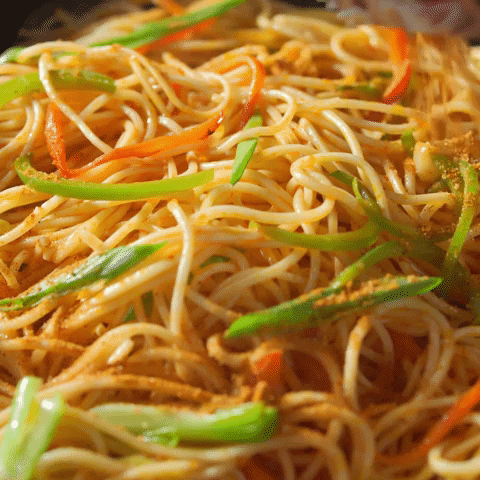 Food Noodles GIF by Nilons - Find & Share on GIPHY