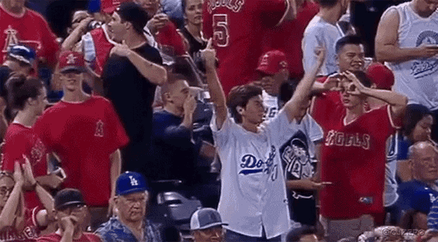 Fan GIF - Find & Share on GIPHY